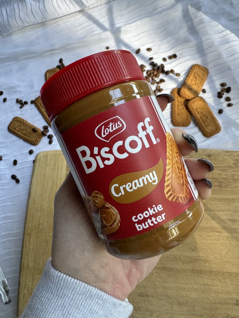 ~Biscoff+Coffee Eclairs~ – Midsummerbakery